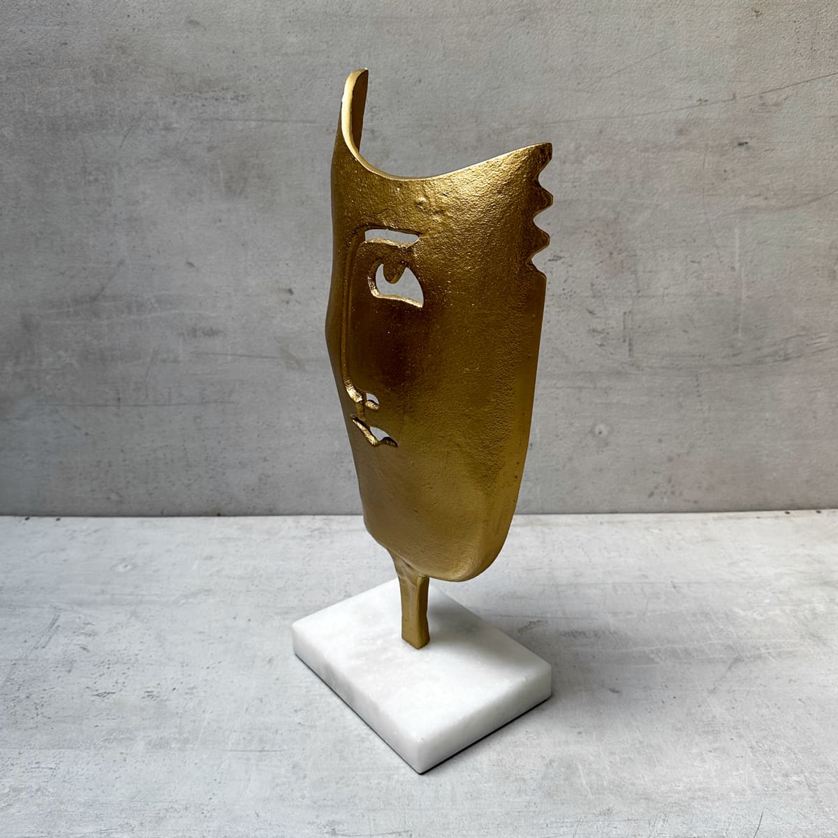 Buy Tumul Face Cast Aluminium Sculpture - Home Artisan